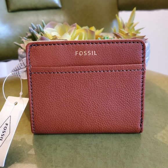 Fossil | Bags | Fossil Wallet | Poshmark
